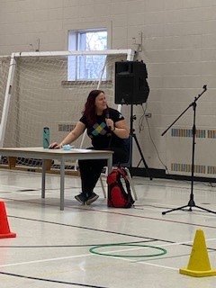 Conférence Sarah Mailhot - athlète paralympique - École primaire Des ...